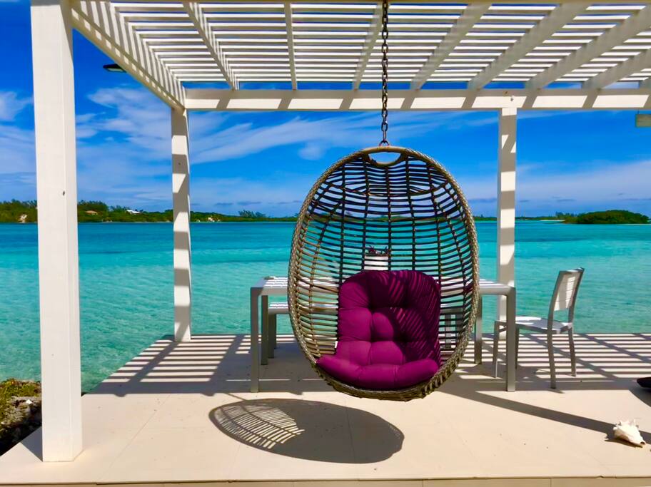 ZION | BEACHFRONT | POOL | LUXURY | SLEEPS 12 - Villas for Rent in ...