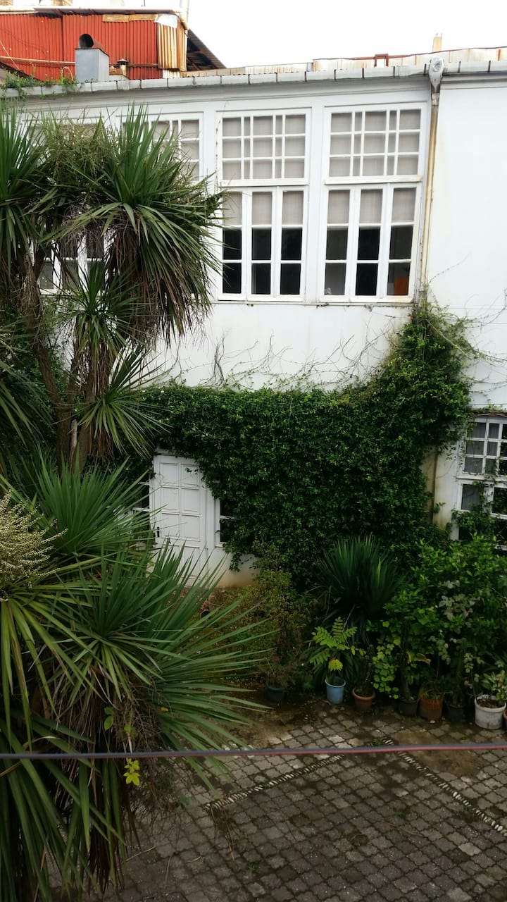 Квартира для отдыха в истарической части города - Batum