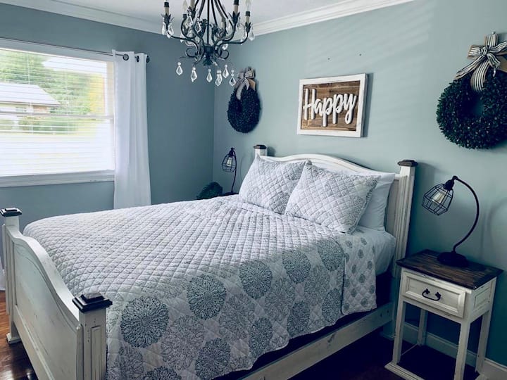 Adela’s Nest Clean And Sanitized - Pigeon Forge, TN