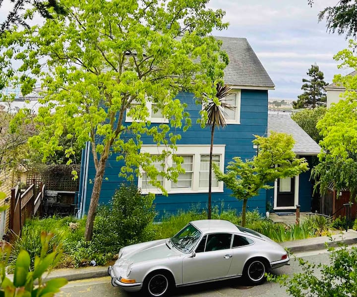 "Blue Riverview" - A Saltbox House By The Bay - Six Flags Discovery Kingdom, Vallejo