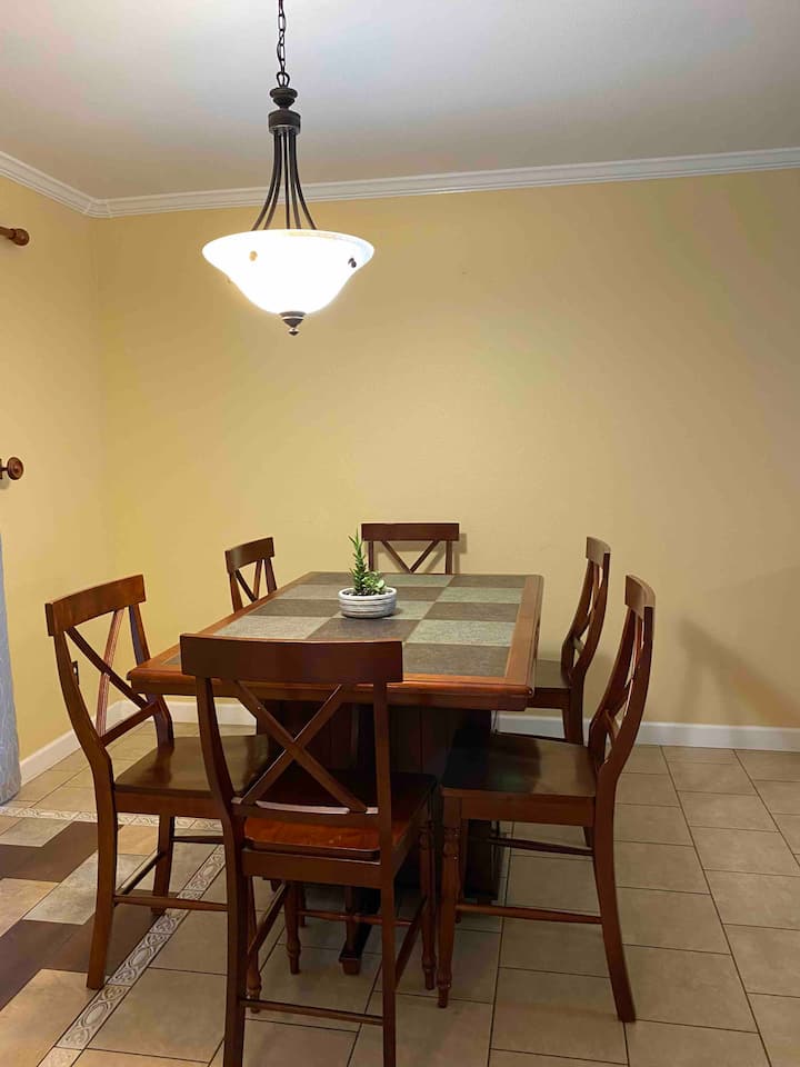 Private Room In Paseo De Lago Residential Home # 1 - Tulare, CA