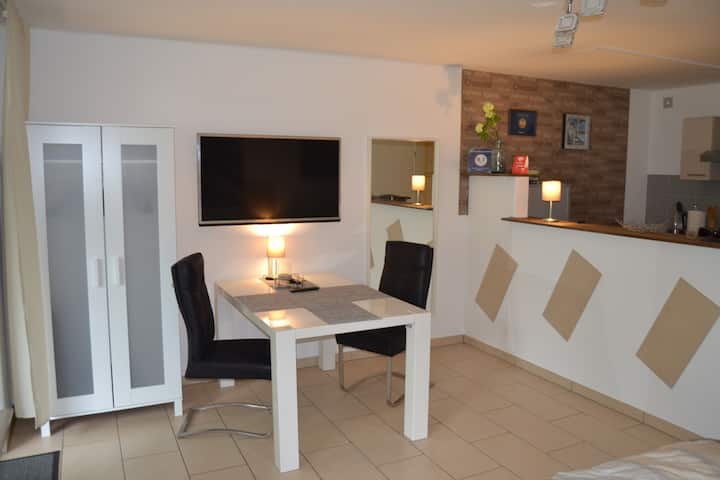 Ferienwohnung Schelsen - Korschenbroich