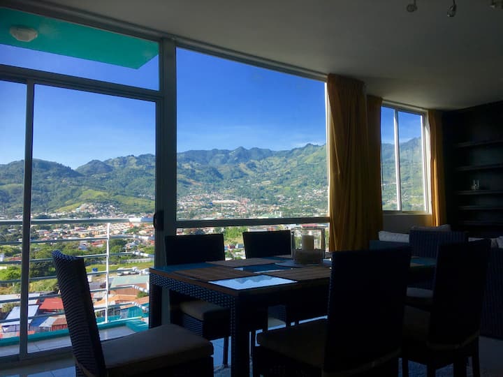 "The Bond @ Bambu", 2 Bed 2 Bath, High Q, Modern - San José, Costa Rica