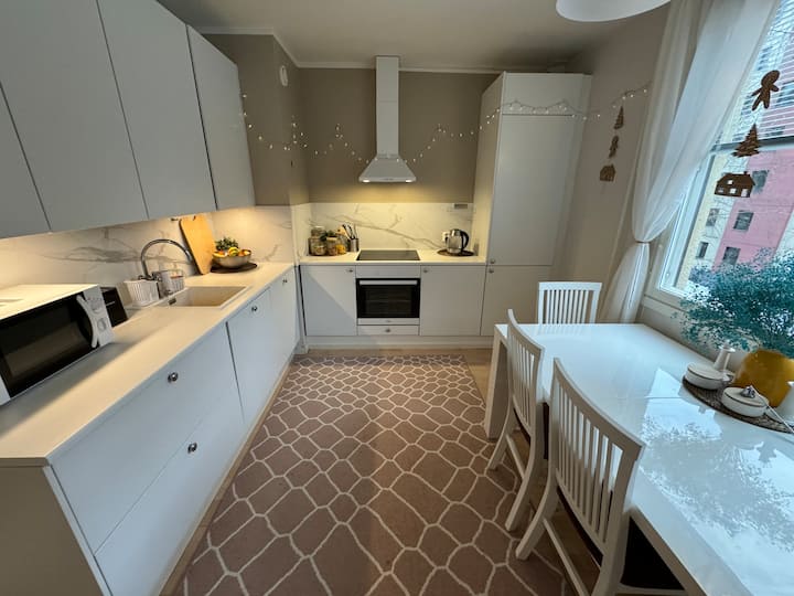 Cozy & Spacious Flat Near City Center And Prisma - Helsinki