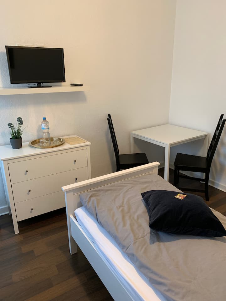 Zum Armen Mann - Doppelzimmer 1 - Düsseldorf