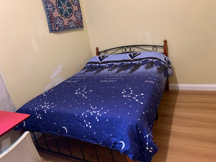 Cosy Courtyard View Double Room - Auburn
