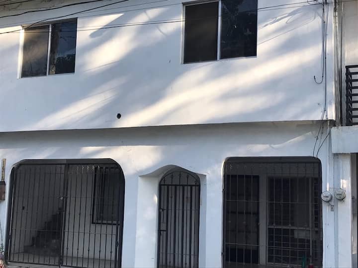 Casa Por Fundidora Para 6 Personas 141 - Guadalupe, Mexico