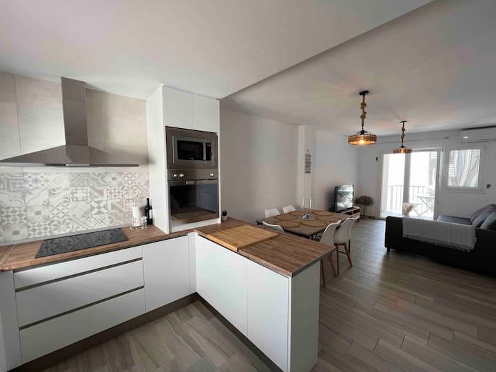 Flat Closed To The Beach And River. - Palos de la Frontera
