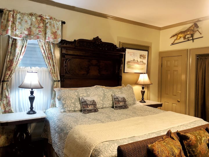 Saratoga Suite - Cozy, Luxurious & Walk To Track - サラトガ・スプリングズ, NY