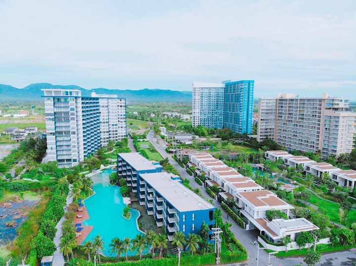 Premium Sea View Suite 1bedroom +Wifi+netflix+pool - Cha-am