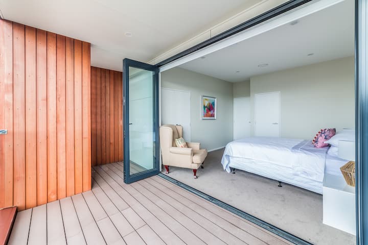 Devonport Sunny And Modern 4 Bedroomtown House! - Auckland