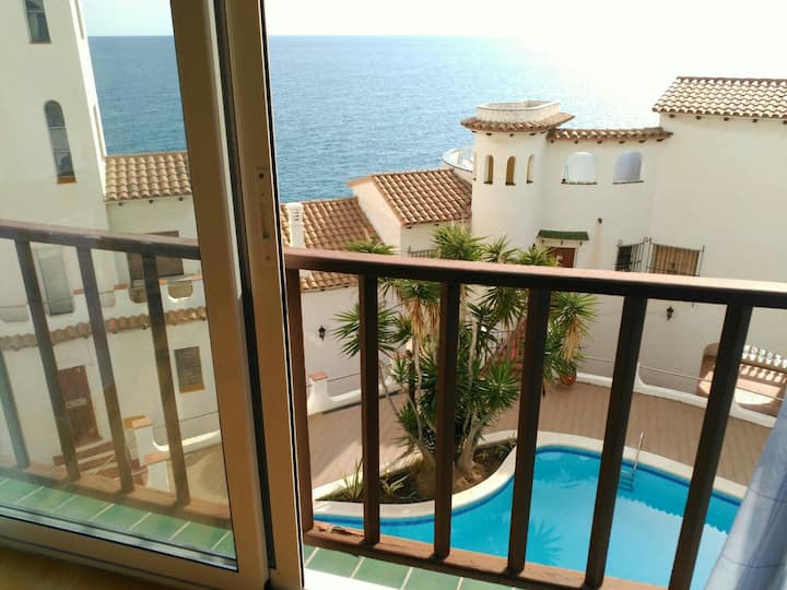 Quiet Sea & Duplex Apartment In Sitges - Sitges