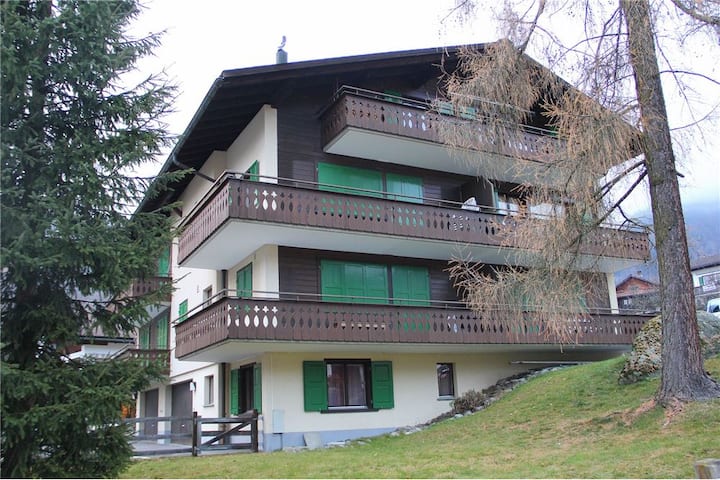 Cozy Chalet Apartment In Klosters - Klosters-Serneus