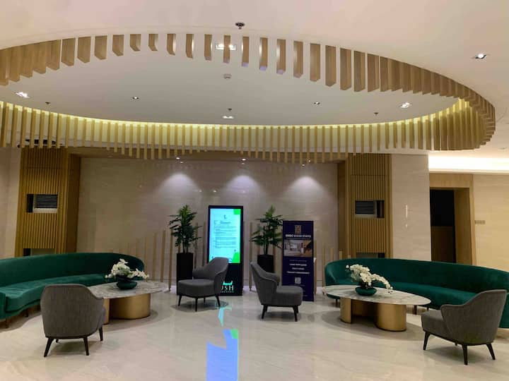 Lush Residences Near Rcbc, Philcamsat, Ptcb, Mapua - Metro Manila