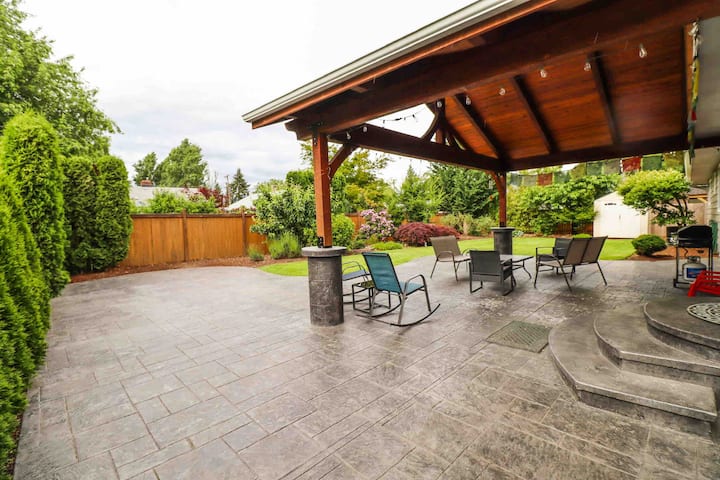 Ranch-raised Home - Walk To Autzen Stadium! - Eugene, OR