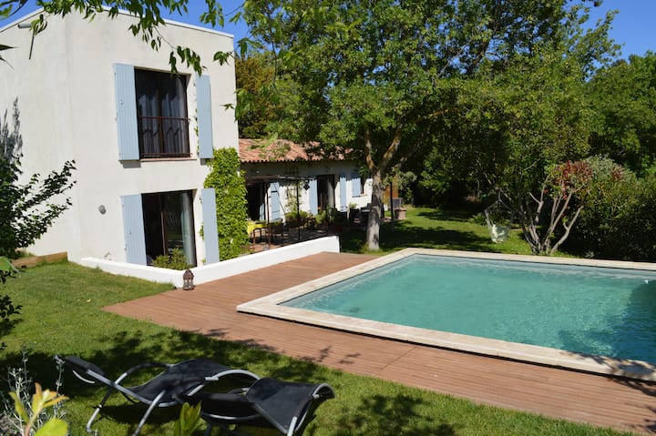 Villa D'architecte Piscine Jardin Arboré Provence - Salon-de-Provence