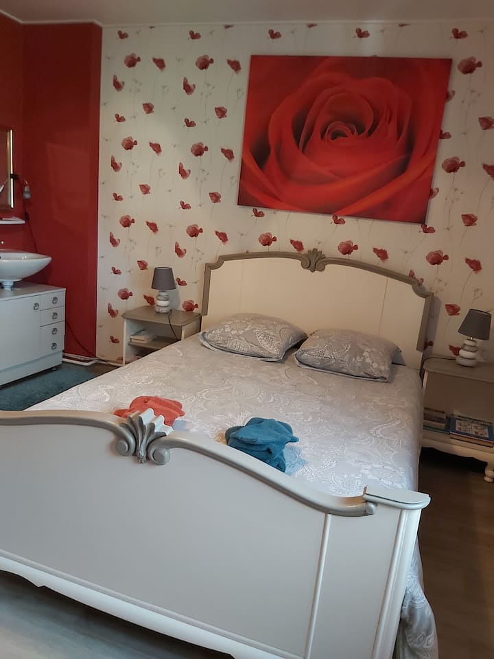 Chambre Au Calme Proche Du Centre Et Gare D'arlon - Arlon