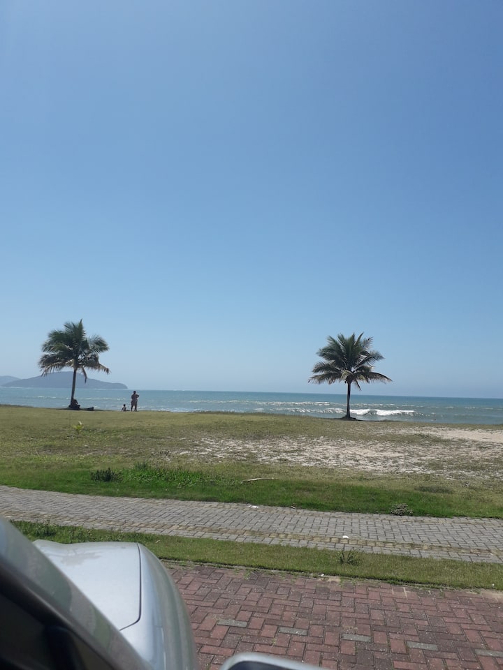 Casa Privativa A 50 Metros Da Praia De Massaguaçu. - Caraguatatuba