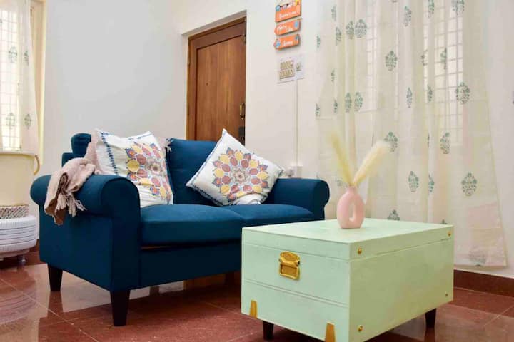 A Cozy Family House-happinest In Sahakarnagar - Bengaluru