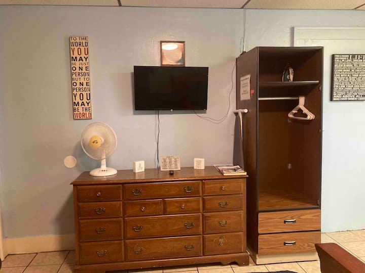 Private Studio Apartment /With All Appliances - Rochester, NY