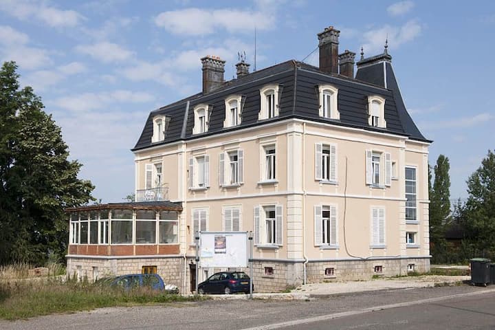 F2 Au Château Japy - Montbéliard