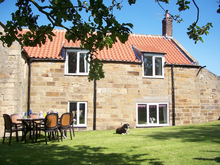 Greylands Farm Holiday Cottage - Runswick Bay