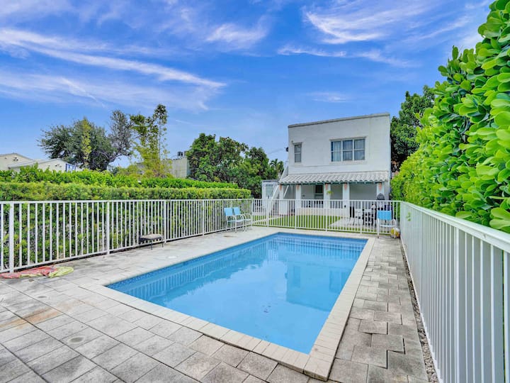 Little Havana 2 Bedroom Apartment With Pool - Miami