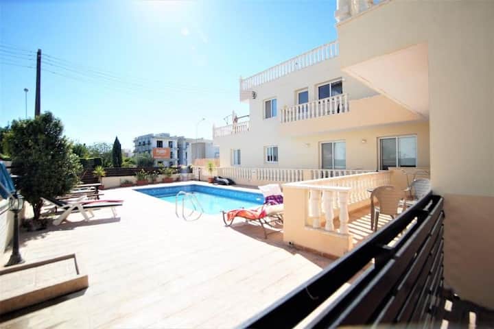 Cozy Apartment Near The Sea - Paphos