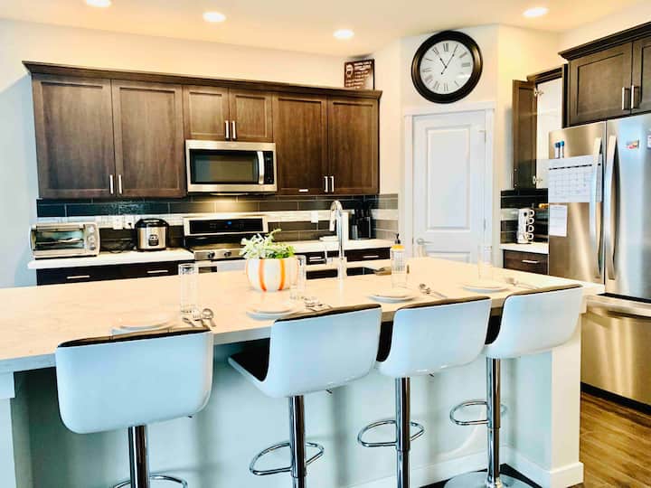 Private Suite - Ideally For Nurses & Professionals - Everett, WA