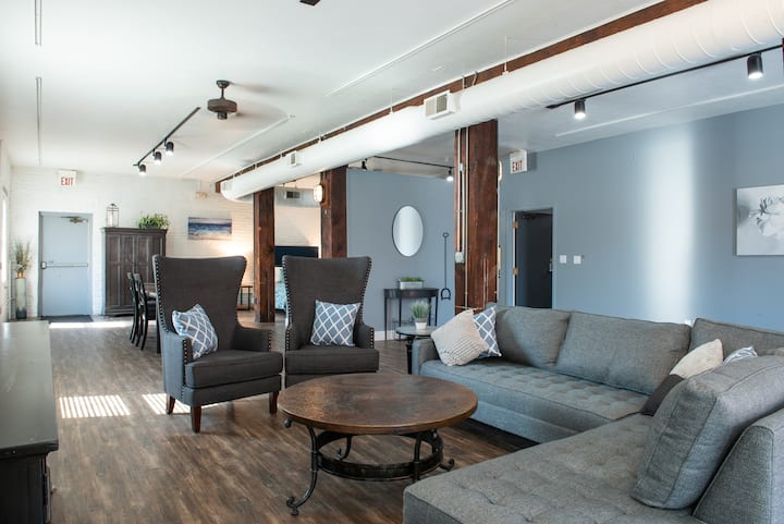 Ironworks Loft In Heart Of Historic Haymarket - Lincoln, NE