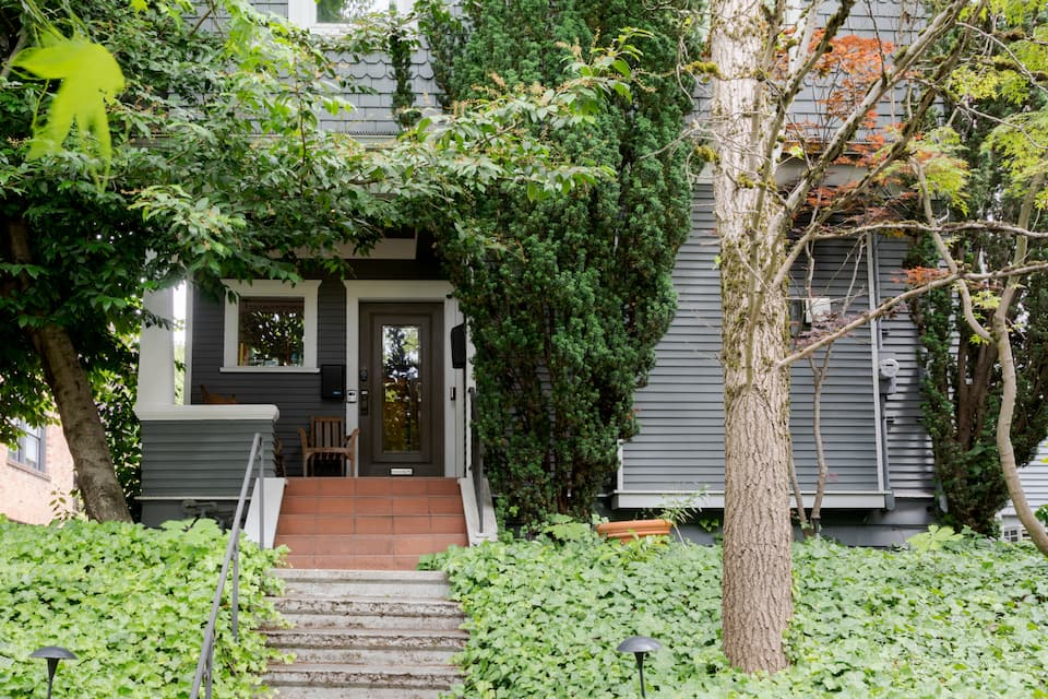 Downtown Seattle House Vacation Rentals - Seattle, WA | Airbnb