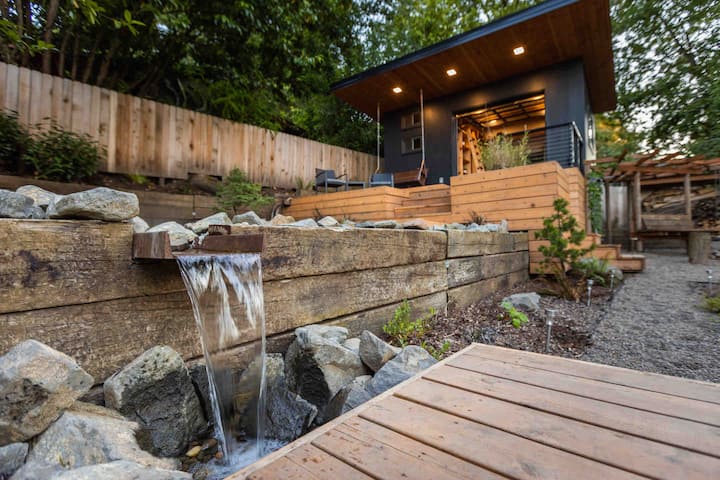 Brand New Tiny Home/pottery Studio In Cute Village - Portland, OR