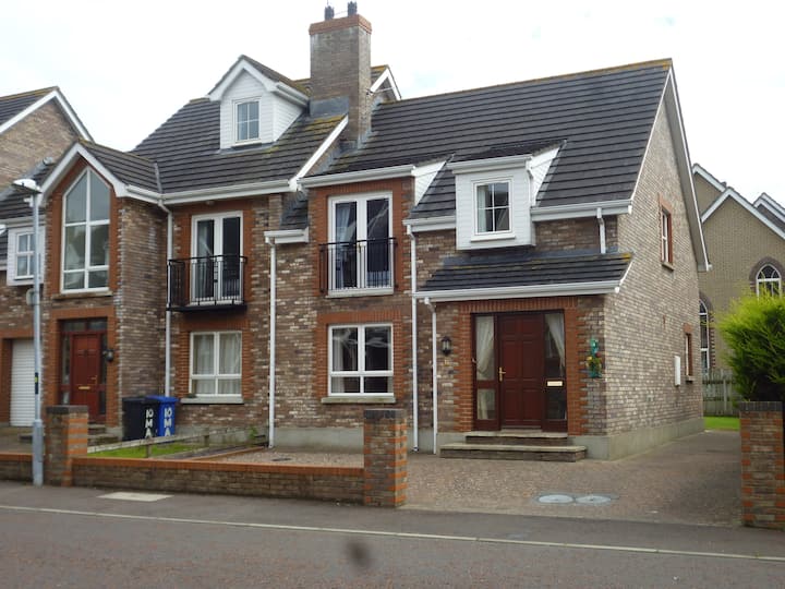 Molly's Mews, 4 Bed Holiday Home In Portstewart - Portstewart