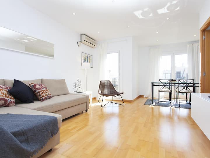 2bd Apartment Close To Rambla Catalunya - Barcelona