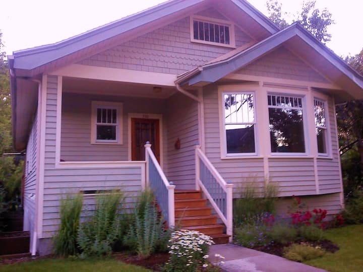 Lindley Place Cottage - Bozeman, MT