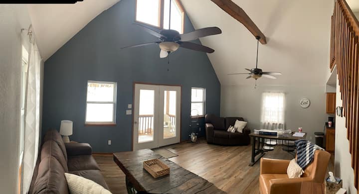 Sterett Creek Lake House (Slip Rental Available) - Truman Reservoir, MO