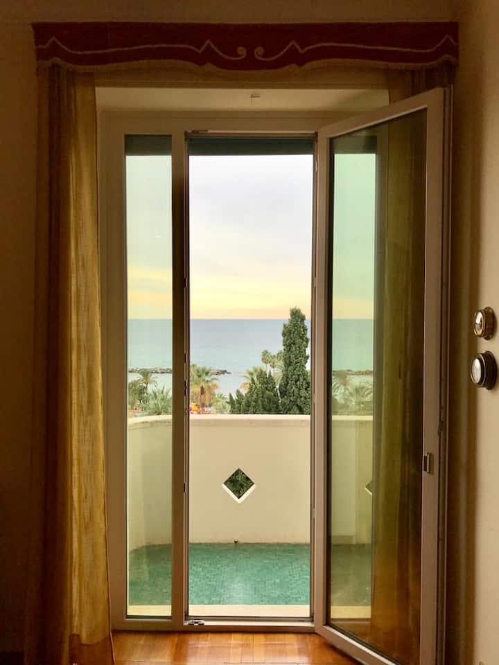 Fronte Casinò,  A 5 Minuti Dal Mare 008055-lt-1477 - Sanremo