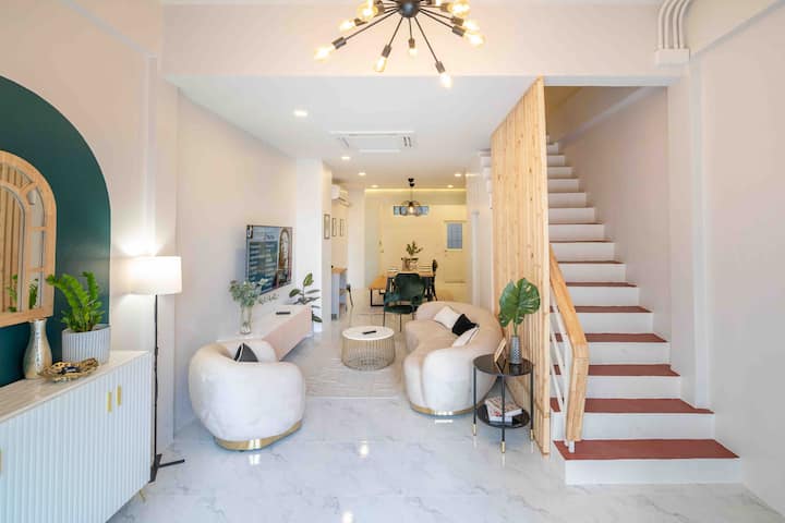 Patong 4br Home Chill Bangla And Beach - Patong Beach