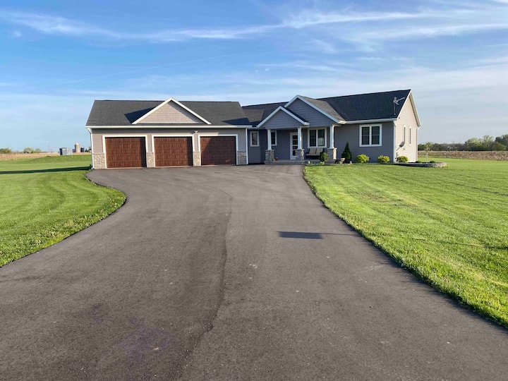 Beautiful Ranch Home, Serene Location On 5 Acres - Herman, WI