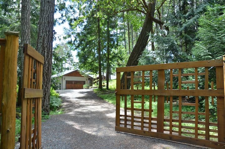 Duncan Vacation Rentals & Homes - British Columbia, Canada | Airbnb