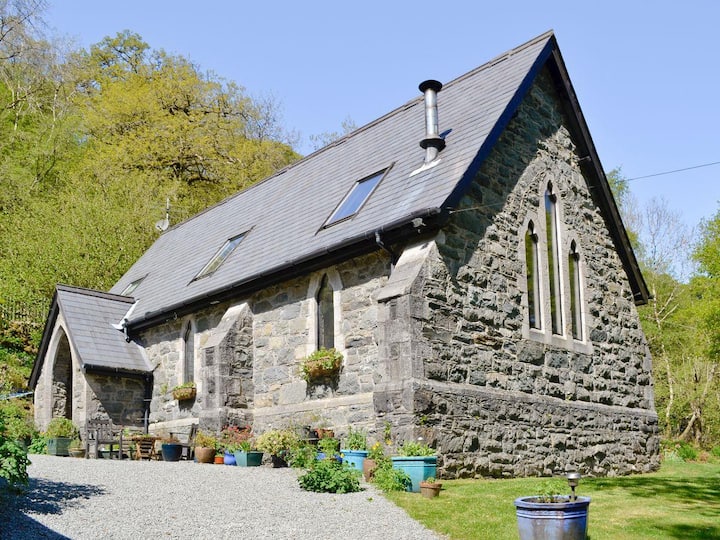 St John Baptist Church - Betws-y-Coed