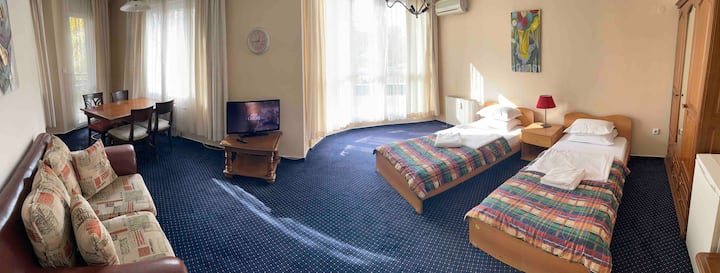 Cosy Two Bedroom Apartment At Hotel Rotasar - Sofia