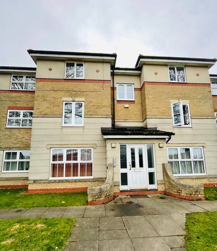 Double Bedroom Near Hull City. Private Apartment. - Hull