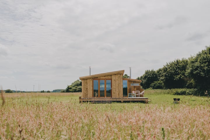 North Norfolk Glamping Cabin On Organic Farm - Burnham Market