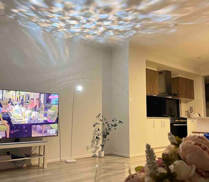 Fresh House 6r 10beds 17p Sanctuary Lake - Werribee