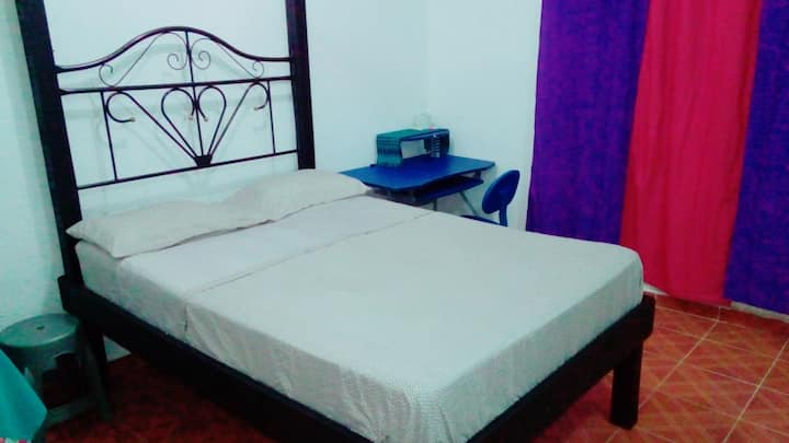 Hostal Y Camping Villa Mercedes-habitacion Tauch - Yucatán