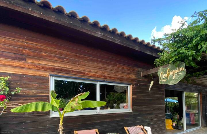 Maison Chaleureuse En Bois - Aigues-Mortes