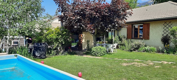 Maison Chaleureuse, Vue Et Jardin - Chorges
