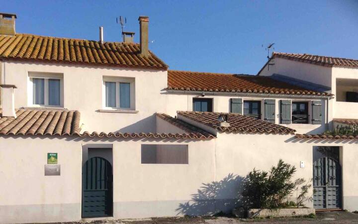 Grande Maison Familiale Tout Confort . - Gruissan