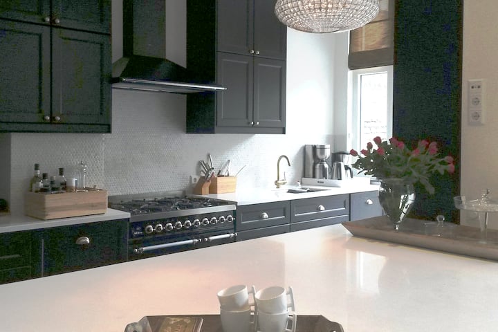 Maastricht Centre Townhouse 4-6p Parking Optional. - Lanaken